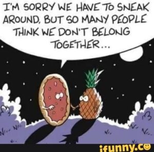 The 26 Funniest Pineapple on Pizza Memes for All Tastes - From Haters ...
