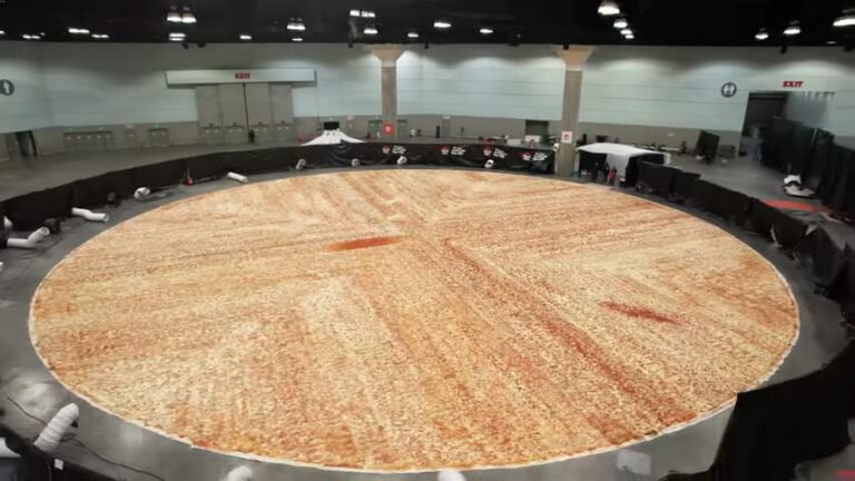 Breaking Records with the World's Biggest Pizza (2023)
